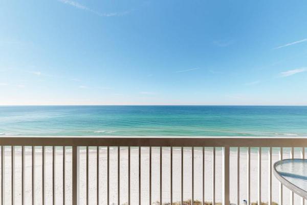 Flat With Stunning View Pool & Beach Access - Panama City