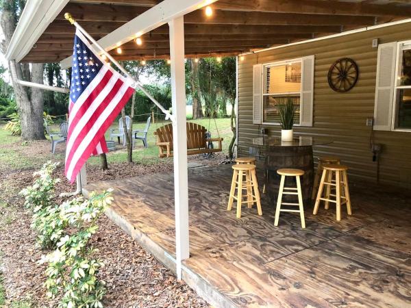 Peaceful Country Retreat - Groveland, FL