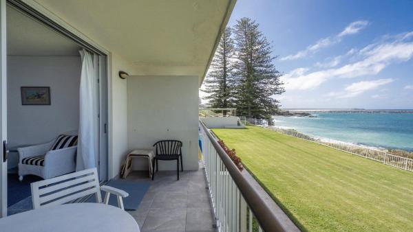 Craigmore On The Beach Unit 11 - Lifestyle Yamba - Yamba