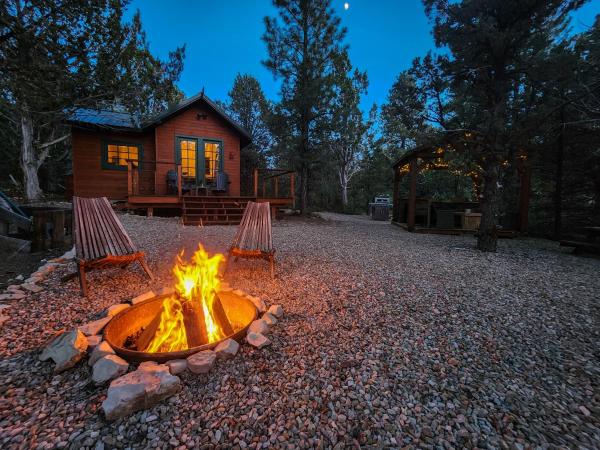 Live Simply Cabin, Walking Distance To East Zion Trails - Utah