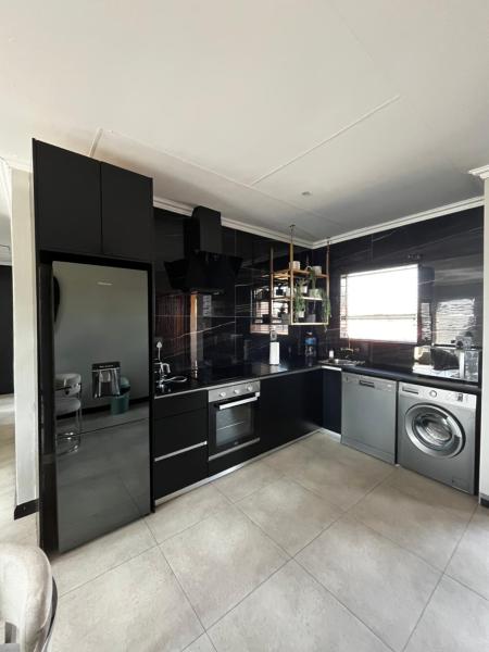 Anga Spaces Luxurious Suites No20 - Emalahleni