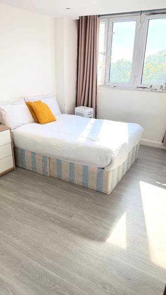 Luxury 4-bed Apartment Tower Paddington London - Hertfordshire