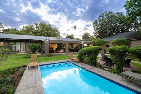 Sand River Guest House - Sandton