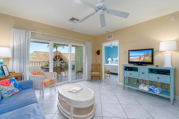 Harbour House #203 "Blue Pearl" - Fort Myers Beach, FL