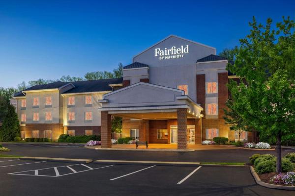 Fairfield Inn & Suites By Marriott Marietta - Marietta, OH