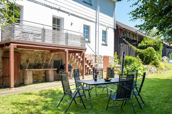 Ruhige, Helle Ferienwohnung Mit Balkon Und Garten - Ilsenburg (Harz)