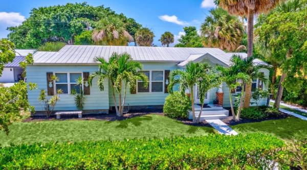 The Palm Beach Deco Home, Curated Midcentury Retreat - Palm Beach, FL