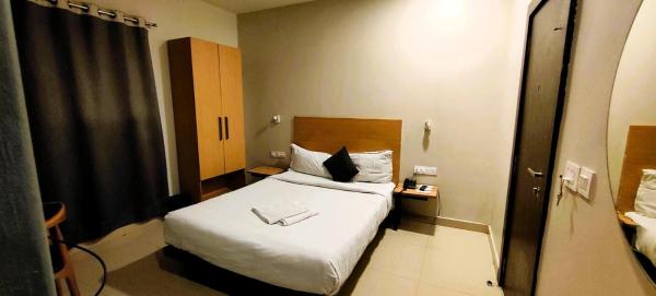 Hotel Akash Ganga - Calcutta