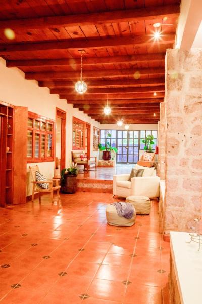 Beautiful House With A Barbecue And Fire Pit Area - Morelia