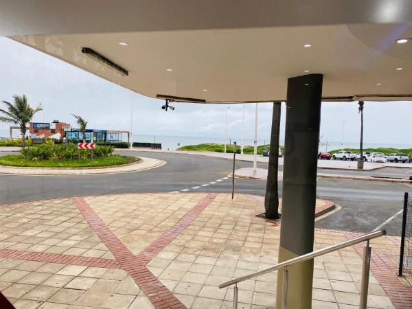 T&n Beachside Apartment - Durban