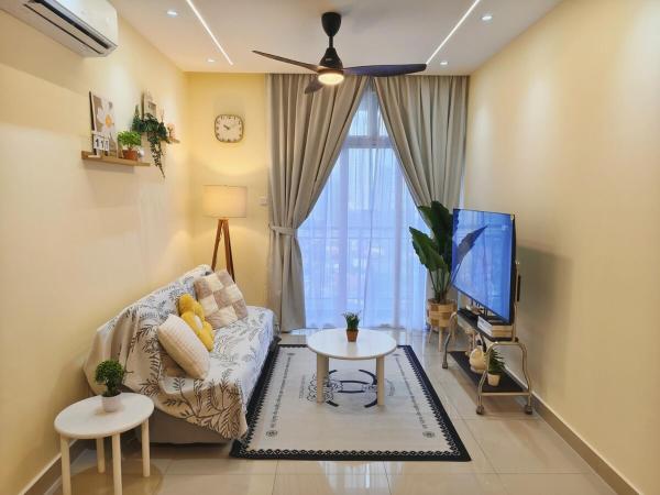 Leafy & Light-minimalist I Ciq Ksl 5pax, 2br 2bath - Senai