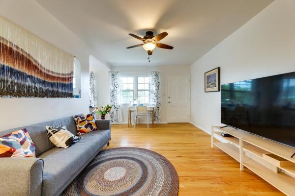 Spacious Furnished 1br; Garage Parking; Garden - West Hollywood