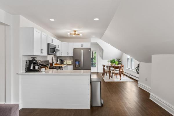 Family Home Near Nyc Free Parking Renovated - Red Hook, NY
