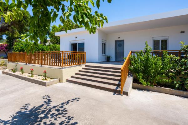 Polytimi Summerhouse - Faliraki