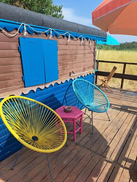 Tiny House Roulotte Pleine Campagne Dans Ferme Biologique - Perpignan
