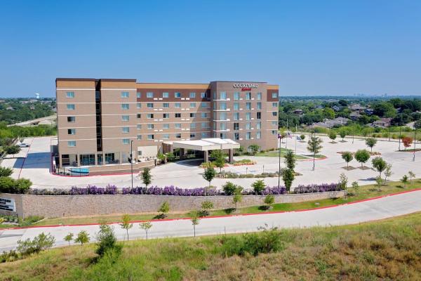 Courtyard By Marriott Dallas Carrollton And Carrollton Conference Center - Carrollton, TX