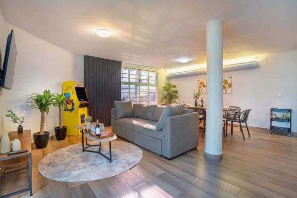 Stylish Home With Arcade Game & Private Patio - Mexiko-Stadt