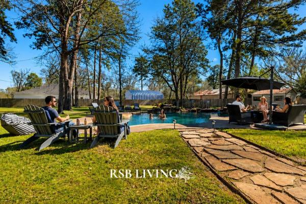 Villa For 50 Ppl-heated Pool & Private Cinema - The Woodlands, TX