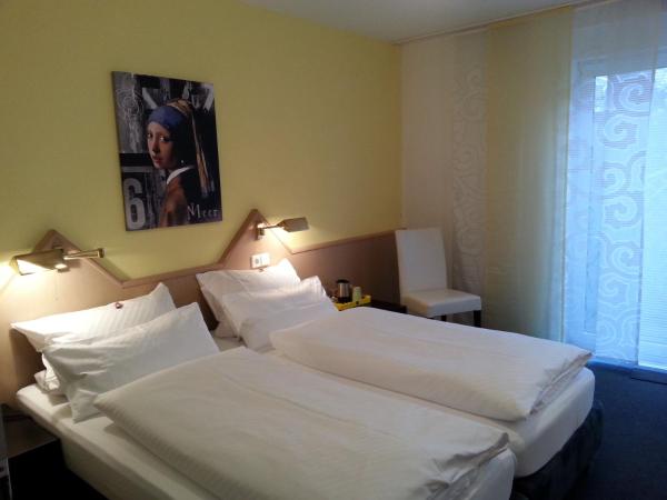 Hotel Garni Sand - Tubingue