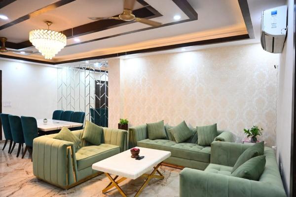 Holiday Home Sector 37 Faridabad - ファリダバド