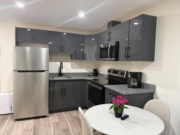 Dykee Brand New 2 Bedrooms 1 Bath Cozy Suite - Saskatchewan