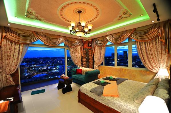 Boutique Themed Studios - Kuching Riverine Diamond - Malaysia