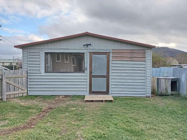 4 Double And 2 Sofa Bed Studio B - Ngongotahā