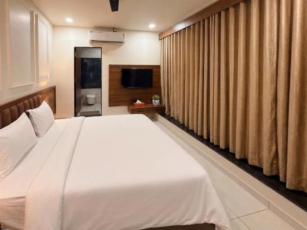 Hotel Vivanta - 구자르트