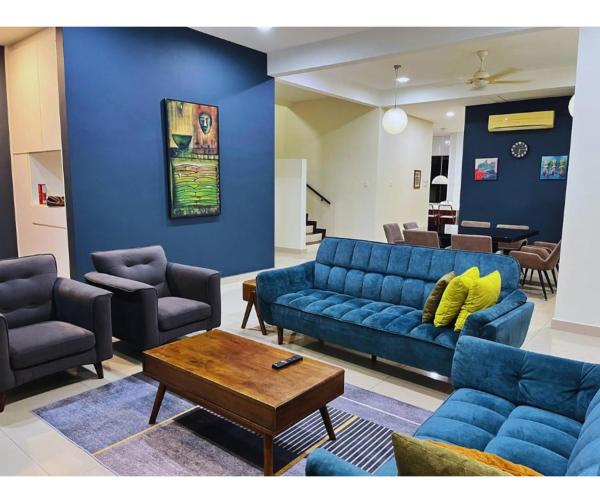 Spacious 6br Family Home Near Shops And Wi-fi - Bangi
