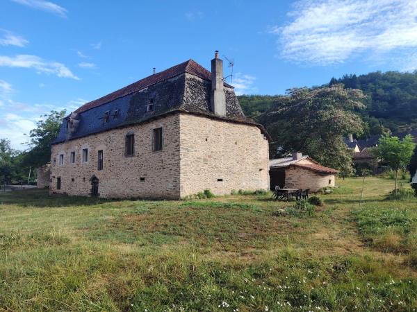Lo Castel De Lasmaries - Conques