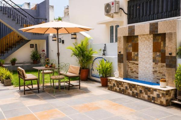 Hotel Atithya - Udaipur