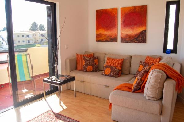 Charming Alvor Apartment, 70 M², Balcony And Garden View - Alvor
