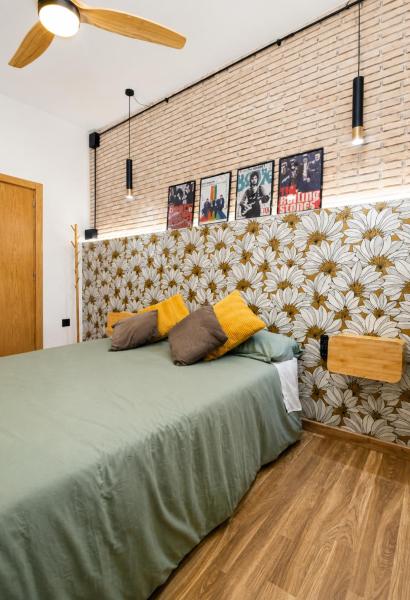 Vive Lo Exclusivo Estudio Industrial En Segorbe - Navajas