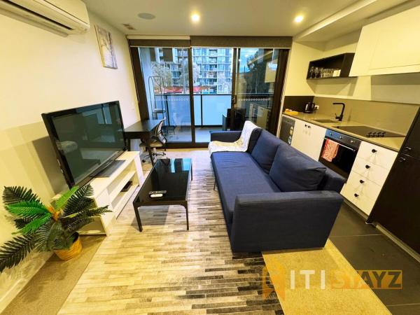 Braddon Base In The Midnight, Heated Pool & Sauna - Canberra