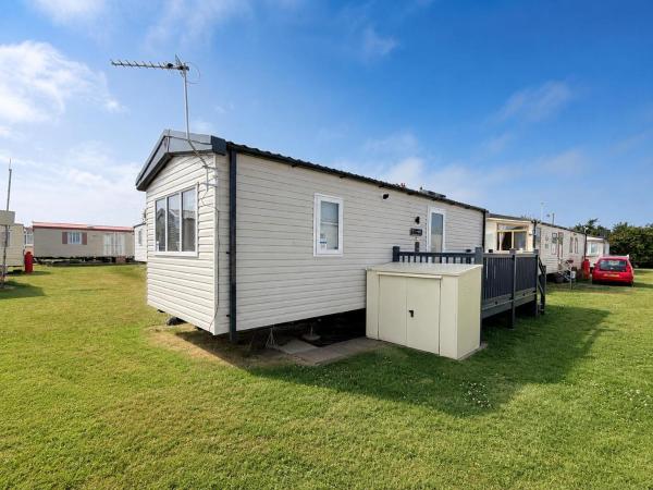Lovely 6 Berth Caravan At California Cliffs In Scratby Ref 50030h - Hemsby