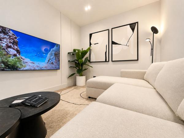 Garibaldi 4 Suite 2 Free Parking - Olbia