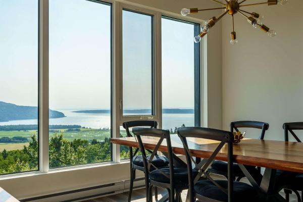 Luxury Coffee Bean Condo - Pool & Stunning View - Baie-Saint-Paul