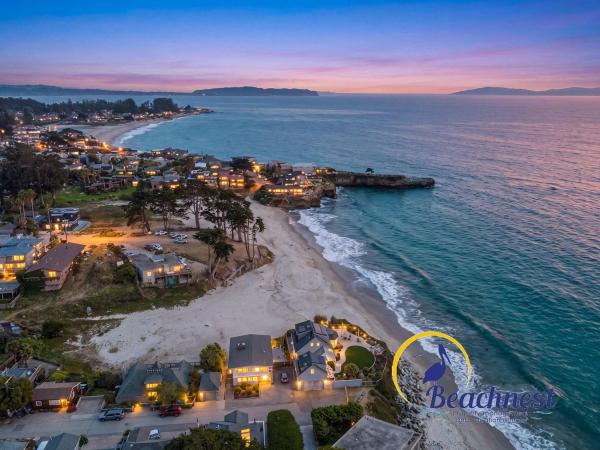 Bay Watch Beach House - Santa Cruz, CA