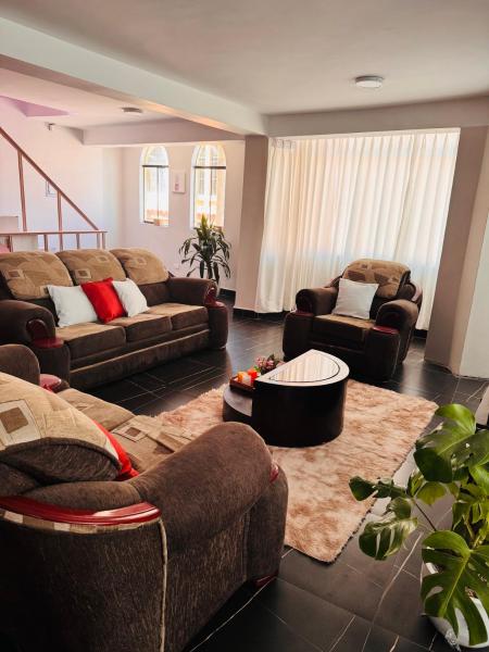 Casa Amplia Y Acogedora -Ideal Para Grupos - Huaraz