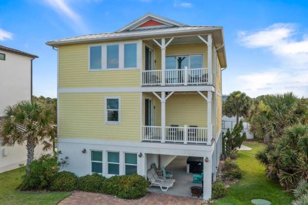 Coastal Canary - Hot Tub, Beach, Fire Pit - Flagler Beach, FL