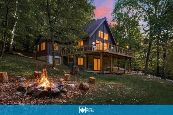 Cabin W Hot Tub & Fire Pit Near Cacapon - Berkeley Springs, WV
