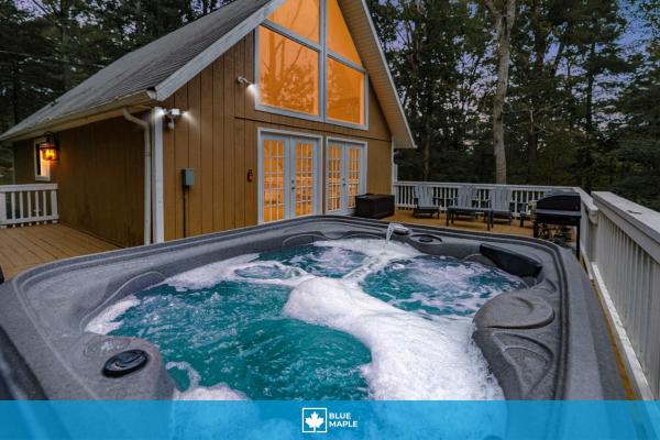 Hot Tub, Fire Pit, Deck, Grill, Wifi, Dog-friendly - West Virginia