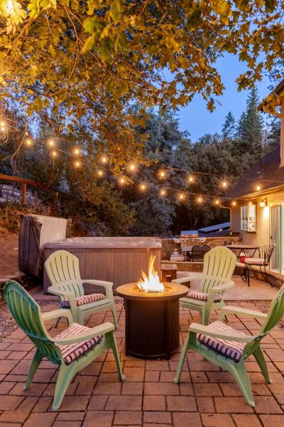 Peaceful Chalet - Oakhurst, CA