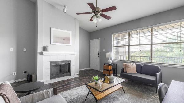 Landing Stunning 1bd Pool Gym - Fort Worth, TX