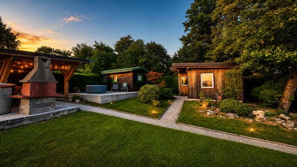 Hiška Miru Peace Cabin - Topolšica