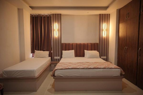 Benaras Breeze - Varanasi