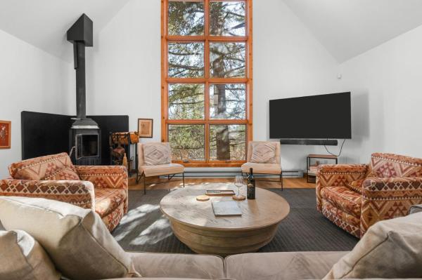 Rmr: Ringer House In Teton Village - Jackson, WY