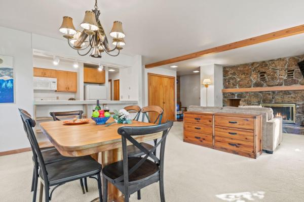 Rmr: Rendezvous A1 Condo In Teton Village - Jackson Hole, WY
