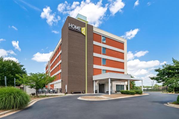 Home2 Suites By Hilton Charlotte Airport - Charlotte, NC