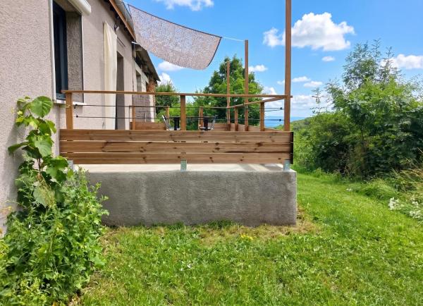 Maison De Vacances Près De Véranne Avec Jardin De 70 M² - Bourg-Argental